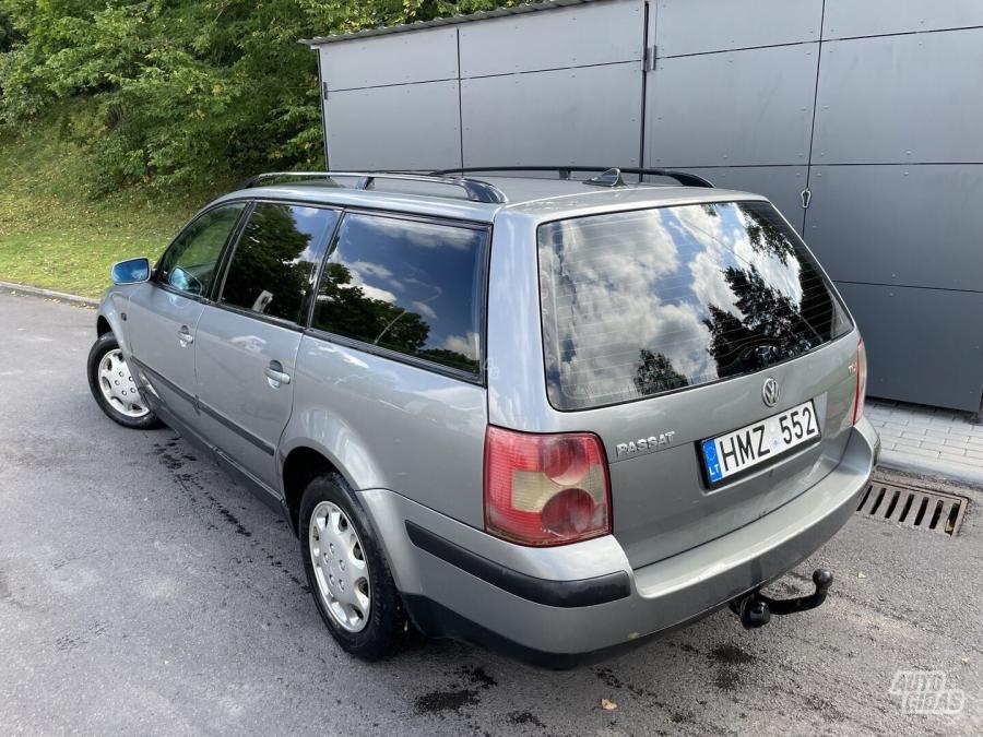 Grey Volkswagen Passat 2002 in Alytus, with an engine capacity of 1.90 L and mileage of 428 thousand km for 600 €, photo 5 on AUTOMOTO.COM.LV