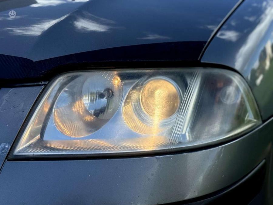 Grey Volkswagen Passat 2002 in Kaunas, with an engine capacity of 1.90 L and mileage of 377 thousand km for 1500 €, photo 7 on AUTOMOTO.COM.LV