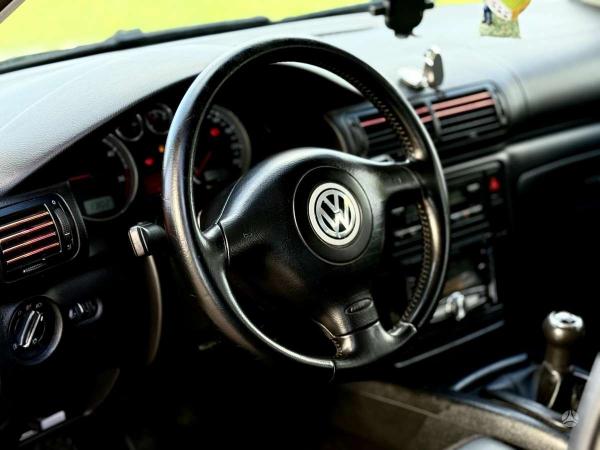 Pelēks Volkswagen Passat 2002 Kauņa, ar dzinēja tilpumu 1.90 L un nobraukumu 377 tūkst. km par 1500 €, foto 9 vietnē AUTOMOTO.COM.LV