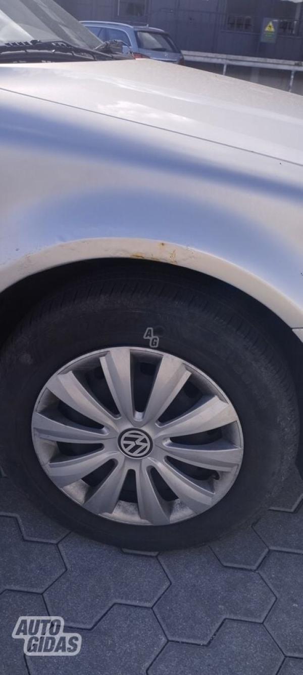 Pelēks Volkswagen Passat 2002 Kauņa, ar dzinēja tilpumu 1.90 L un nobraukumu 351 tūkst. km par 999 €, foto 7 vietnē AUTOMOTO.COM.LV