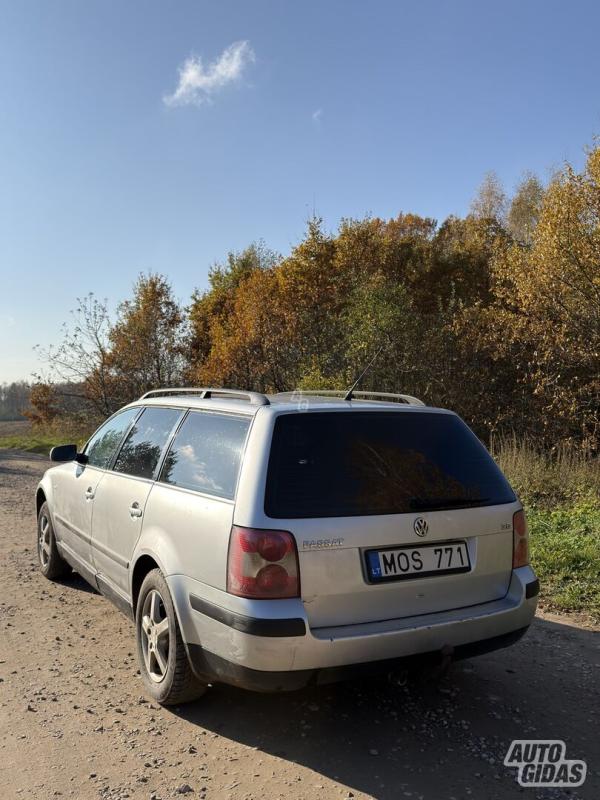 Volkswagen Passat 2002 in Alytus on AUTOMOTO.COM.LV Grey Volkswagen Passat 2002 in Alytus, with an engine capacity of 2.00 L and mileage of 289 thousand km for 1500 €, photo 7 on AUTOMOTO.COM.LV