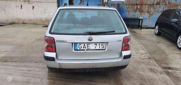 Pelēks Volkswagen Passat 2003 Viļņa, ar dzinēja tilpumu 1.90 L un nobraukumu 283 tūkst. km par 900 €, foto 6 vietnē AUTOMOTO.COM.LV