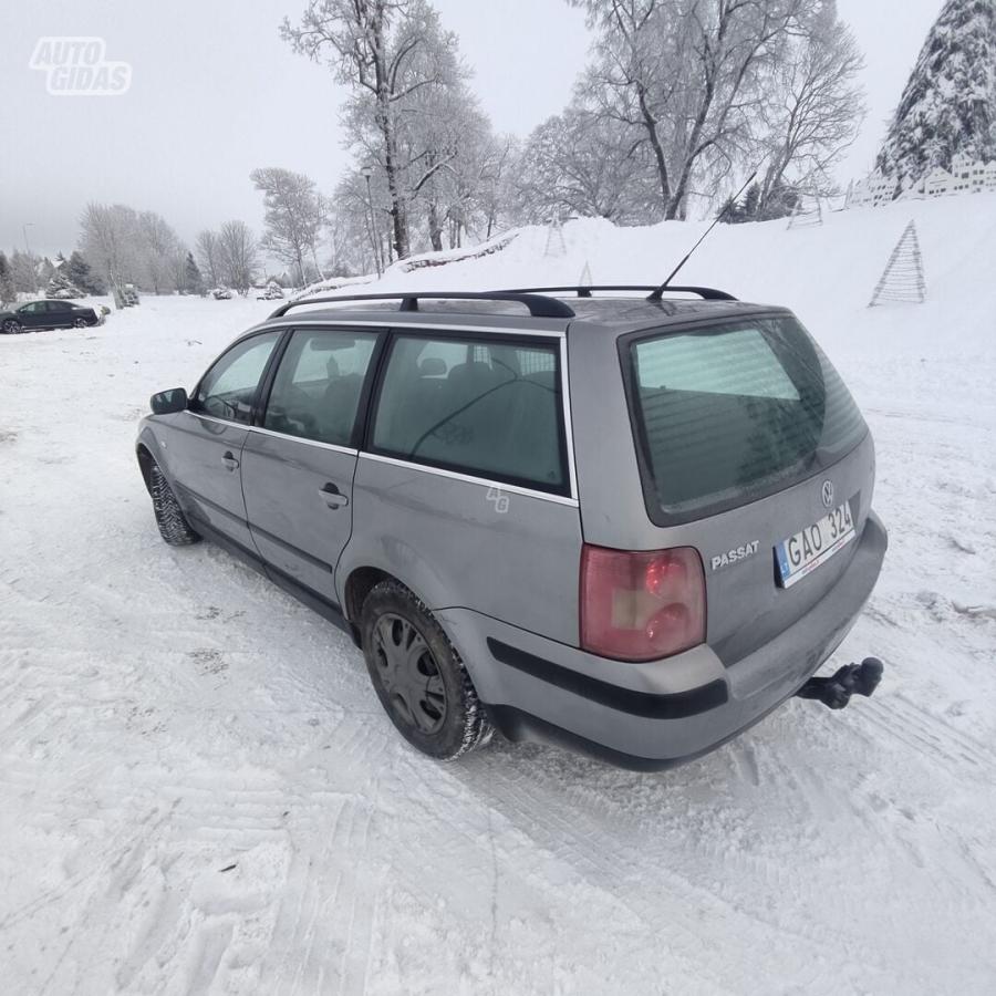 Pelēks Volkswagen Passat 2003 Šilutė, ar dzinēja tilpumu 1.90 L un nobraukumu 340 tūkst. km par 1499 €, foto 4 vietnē AUTOMOTO.COM.LV