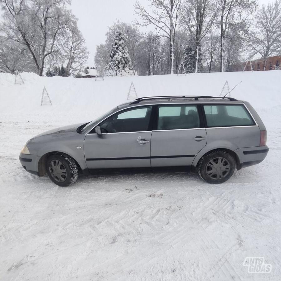 Pelēks Volkswagen Passat 2003 Šilutė, ar dzinēja tilpumu 1.90 L un nobraukumu 340 tūkst. km par 1499 €, foto 5 vietnē AUTOMOTO.COM.LV