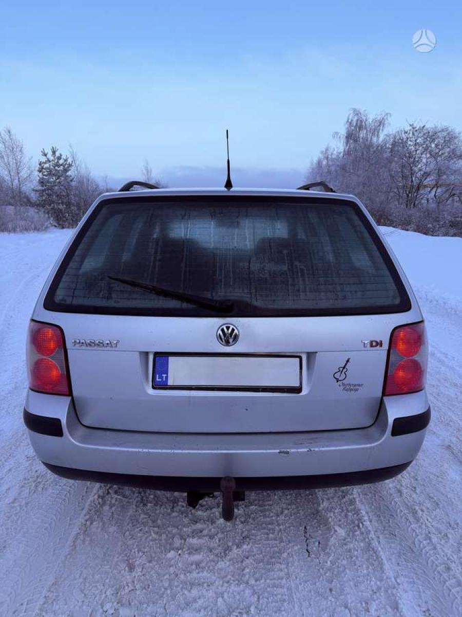 Pelēks Volkswagen Passat 2003 Viļņa, ar dzinēja tilpumu 1.90 L un nobraukumu 295 tūkst. km par 1540 €, foto 6 vietnē AUTOMOTO.COM.LV