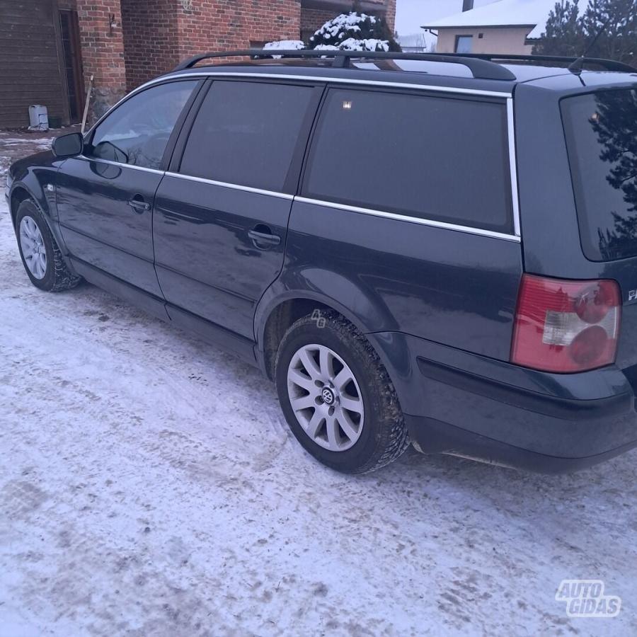 Pelēks Volkswagen Passat 2003 Marijampole, ar dzinēja tilpumu 1.90 L un nobraukumu 267 tūkst. km par 2400 €, foto 4 vietnē AUTOMOTO.COM.LV