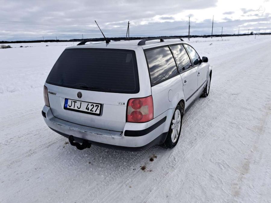 Grey Volkswagen Passat 2003 in Radviliskis, with an engine capacity of 1.97 L and mileage of 480 thousand km for 950 €, photo 3 on AUTOMOTO.COM.LV