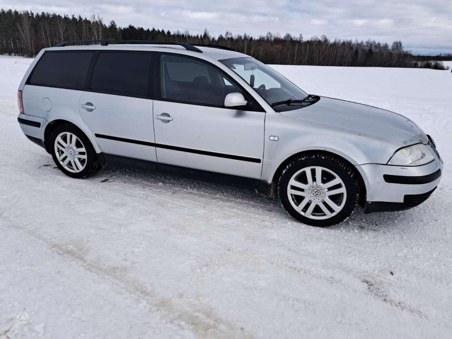 Grey Volkswagen Passat 2003 in Radviliskis, with an engine capacity of 1.97 L and mileage of 480 thousand km for 950 €, photo 4 on AUTOMOTO.COM.LV