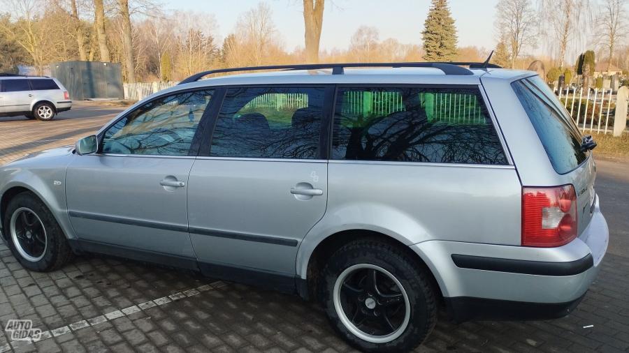 Pelēks Volkswagen Passat 2003 Marijampole, ar dzinēja tilpumu 1.90 L un nobraukumu 414 tūkst. km par 1600 €, foto 4 vietnē AUTOMOTO.COM.LV