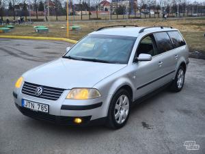 Pelēks Volkswagen Passat 2003 Šauļi, ar dzinēja tilpumu 1.90 L un nobraukumu 428 tūkst. km par 1200 €, foto  vietnē AUTOMOTO.COM.LV