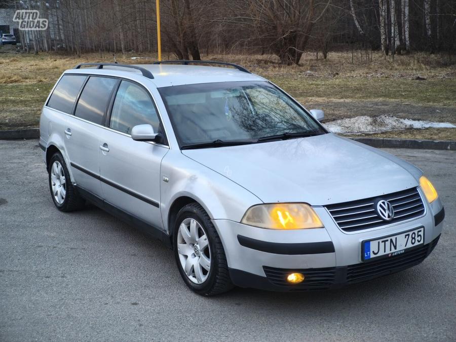 Grey Volkswagen Passat 2003 in Siauliai, with an engine capacity of 1.90 L and mileage of 428 thousand km for 1200 €, photo 2 on AUTOMOTO.COM.LV