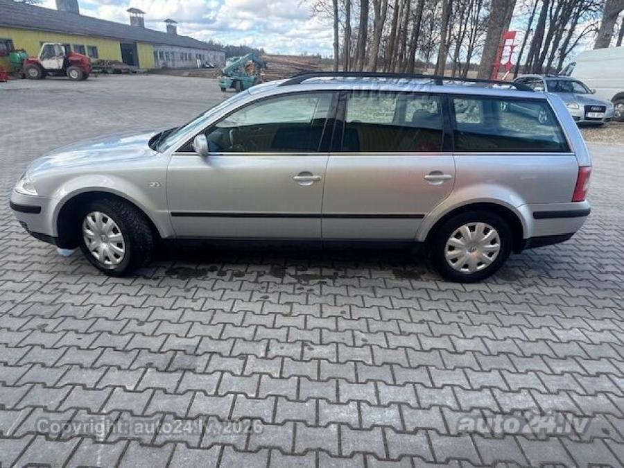 Grey Volkswagen Passat 2003 in Viljandi, with an engine capacity of 1.90 L and mileage of 316 thousand km for 3699 €, photo 7 on AUTOMOTO.COM.LV