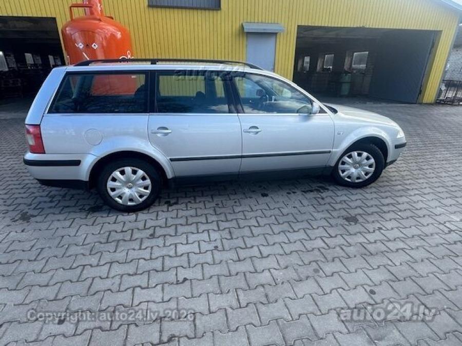 Grey Volkswagen Passat 2003 in Viljandi, with an engine capacity of 1.90 L and mileage of 316 thousand km for 3699 €, photo 10 on AUTOMOTO.COM.LV
