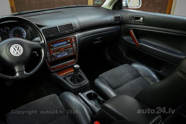 Grey Volkswagen Passat 2003 in Viljandi, with an engine capacity of 1.90 L and mileage of 288 thousand km for 3990 €, photo 7 on AUTOMOTO.COM.LV