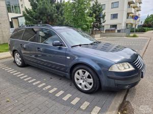 Grey Volkswagen Passat 2003 in Vilnius, with an engine capacity of 1.90 L and mileage of 381 thousand km for 1650 €, photo  on AUTOMOTO.COM.LV