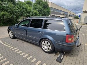 Grey Volkswagen Passat 2003 in Vilnius, with an engine capacity of 1.90 L and mileage of 381 thousand km for 1650 €, photo 6 on AUTOMOTO.COM.LV