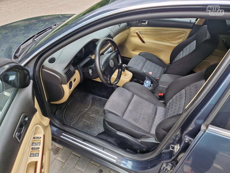 Grey Volkswagen Passat 2003 in Vilnius, with an engine capacity of 1.90 L and mileage of 381 thousand km for 1650 €, photo 12 on AUTOMOTO.COM.LV
