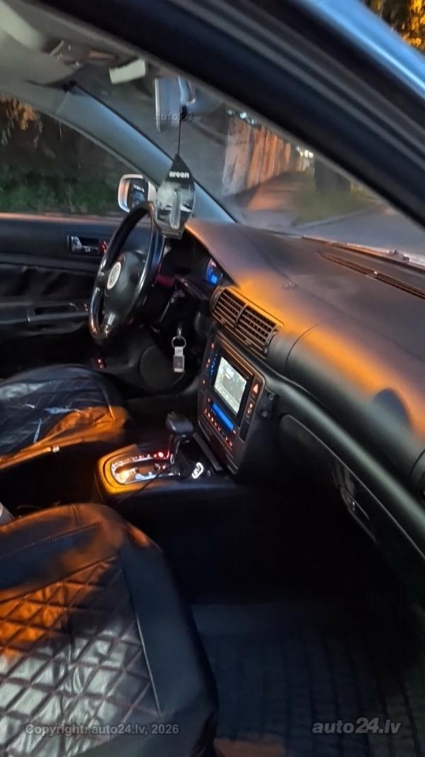 Pelēks Volkswagen Passat 2003 Tallina, ar dzinēja tilpumu 1.90 L un nobraukumu 340 tūkst. km par 1499 €, foto 3 vietnē AUTOMOTO.COM.LV