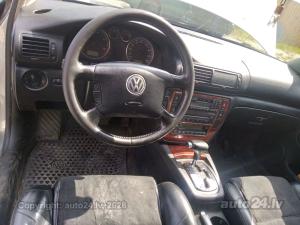 Grey Volkswagen Passat 2003 in Tallinn, with an engine capacity of 2.50 L and mileage of 453 thousand km for 1499 €, photo 10 on AUTOMOTO.COM.LV
