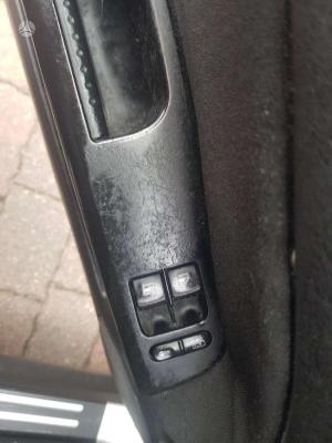 Pelēks Volkswagen Passat 2003 Utena, ar dzinēja tilpumu 1.90 L un nobraukumu 298 tūkst. km par 1850 €, foto 13 vietnē AUTOMOTO.COM.LV