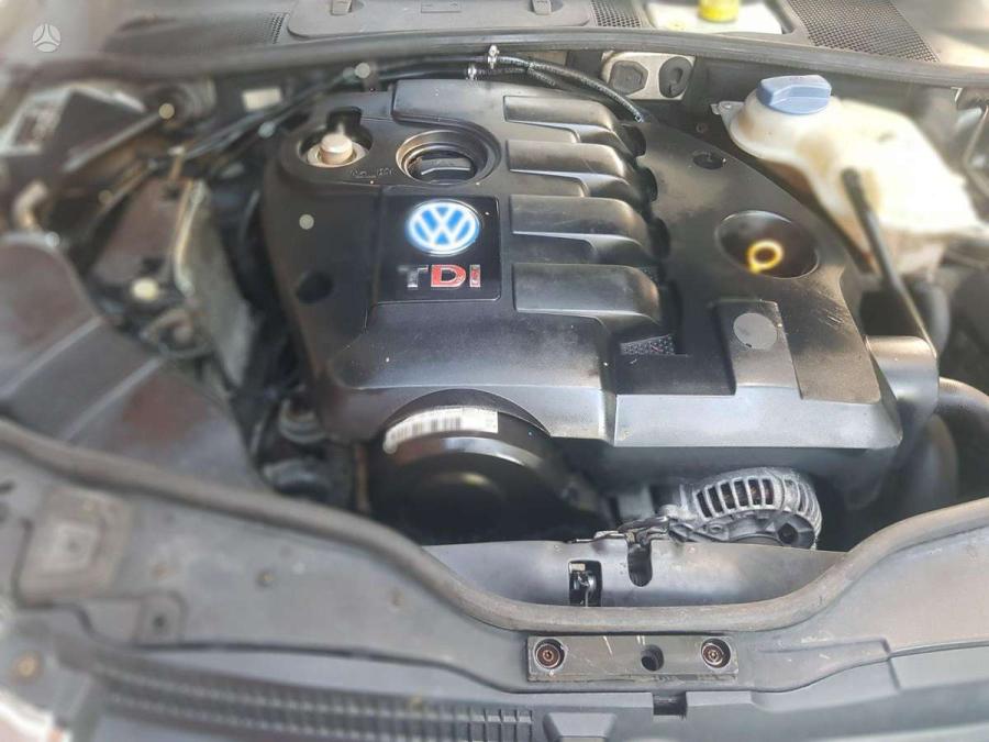 Pelēks Volkswagen Passat 2003 Utena, ar dzinēja tilpumu 1.90 L un nobraukumu 298 tūkst. km par 1850 €, foto 16 vietnē AUTOMOTO.COM.LV