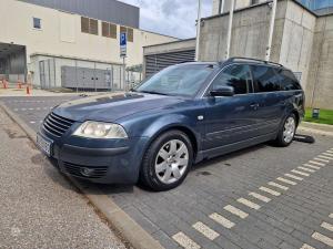 Pelēks Volkswagen Passat 2003 Viļņa, ar dzinēja tilpumu 1.90 L un nobraukumu 382 tūkst. km par 1600 €, foto  vietnē AUTOMOTO.COM.LV