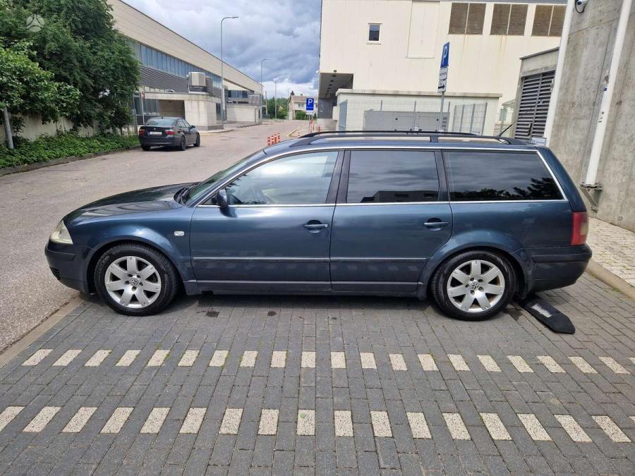 Серый Фольксваген Пассат 2003 в Вильнюс, объемом двигателя 1.90 л и пробегом 382 тыс. км за 1600 €, фото 4 на AUTOMOTO.COM.LV