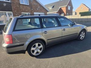 Grey Volkswagen Passat 2003 in Raseiniai, with an engine capacity of 1.90 L and mileage of 465 thousand km for 1000 €, photo 5 on AUTOMOTO.COM.LV