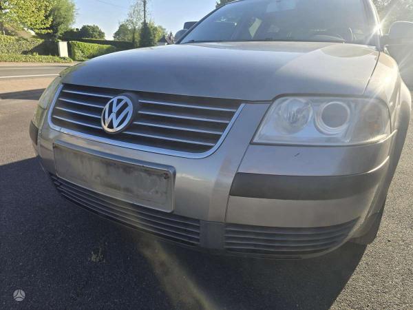 Grey Volkswagen Passat 2003 in Raseiniai, with an engine capacity of 1.90 L and mileage of 465 thousand km for 1000 €, photo 5 on AUTOMOTO.COM.LV