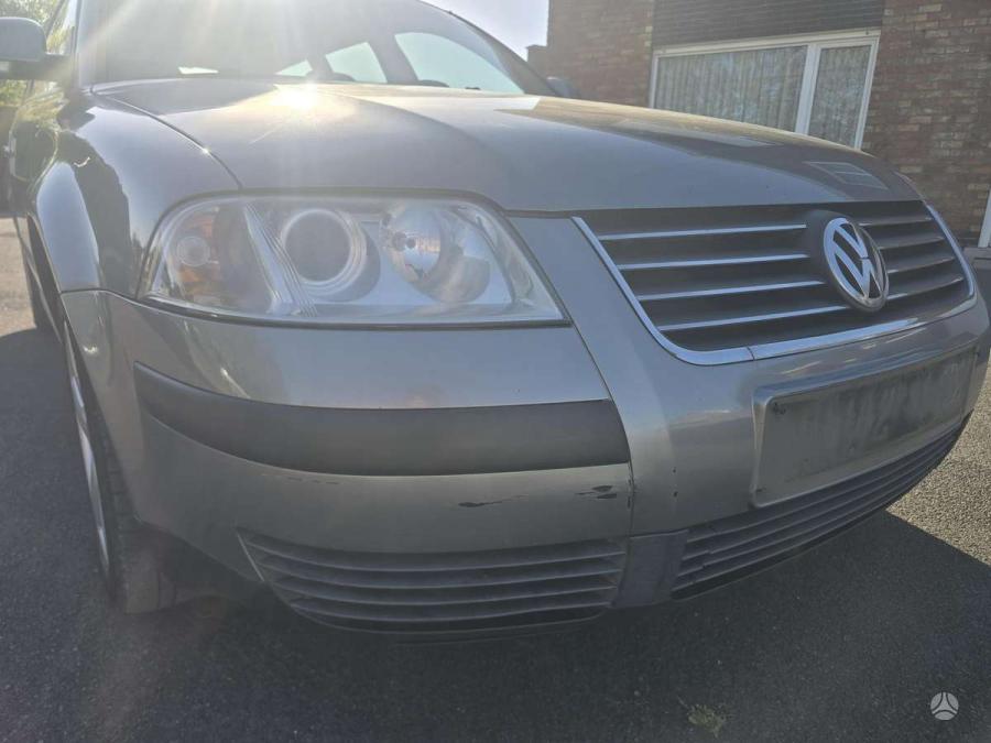 Grey Volkswagen Passat 2003 in Raseiniai, with an engine capacity of 1.90 L and mileage of 465 thousand km for 1000 €, photo 7 on AUTOMOTO.COM.LV