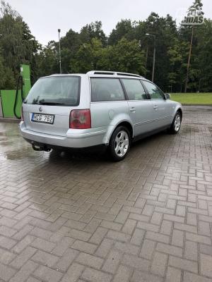 Grey Volkswagen Passat 2003 in Jurbarkas, with an engine capacity of 1.90 L and mileage of 346 thousand km for 1650 €, photo 4 on AUTOMOTO.COM.LV