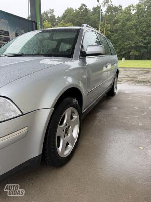 Grey Volkswagen Passat 2003 in Jurbarkas, with an engine capacity of 1.90 L and mileage of 346 thousand km for 1650 €, photo 11 on AUTOMOTO.COM.LV