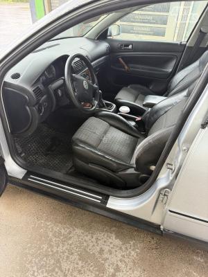 Grey Volkswagen Passat 2003 in Jurbarkas, with an engine capacity of 1.90 L and mileage of 346 thousand km for 1650 €, photo 15 on AUTOMOTO.COM.LV