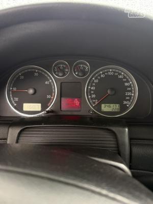 Grey Volkswagen Passat 2003 in Jurbarkas, with an engine capacity of 1.90 L and mileage of 346 thousand km for 1650 €, photo 18 on AUTOMOTO.COM.LV