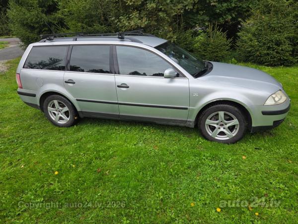 Grey Volkswagen Passat 2003 in Tallinn, with an engine capacity of 1.90 L and mileage of 277 thousand km for 2300 €, photo 3 on AUTOMOTO.COM.LV