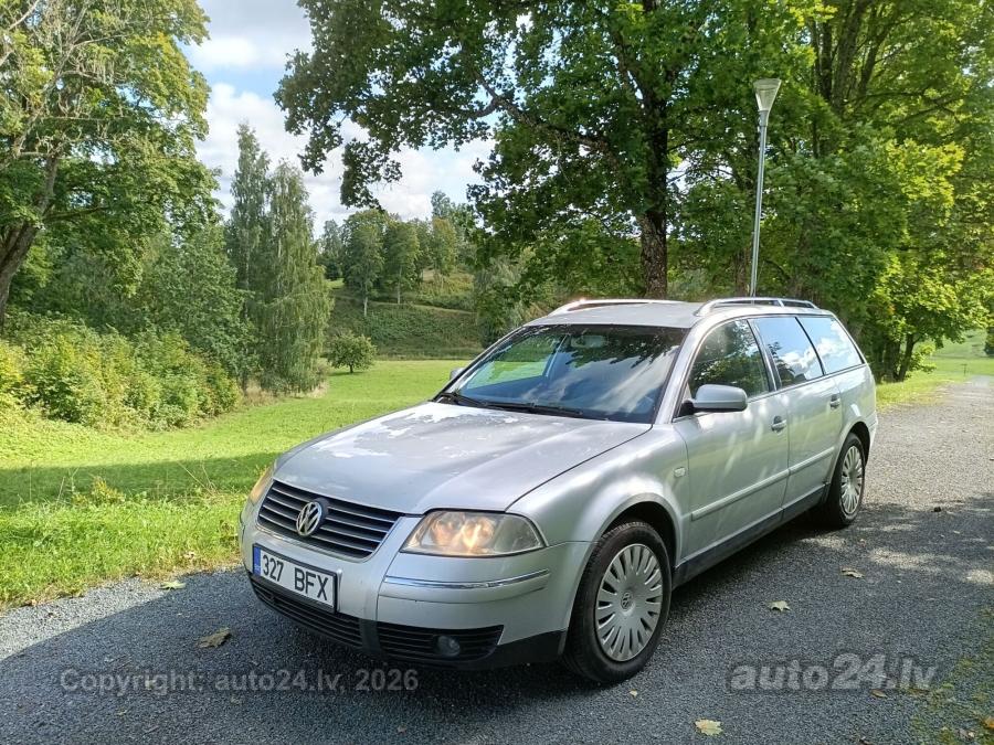 Grey Volkswagen Passat 2003 in Otepaa, with an engine capacity of 2.50 L and mileage of 300 thousand km for 1800 €, photo 3 on AUTOMOTO.COM.LV