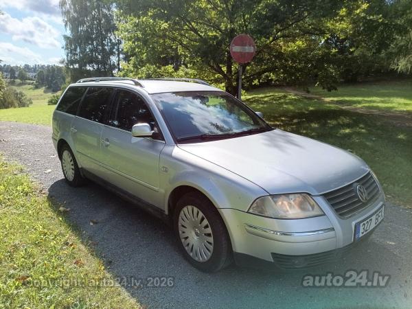 Grey Volkswagen Passat 2003 in Otepaa, with an engine capacity of 2.50 L and mileage of 300 thousand km for 1800 €, photo 6 on AUTOMOTO.COM.LV