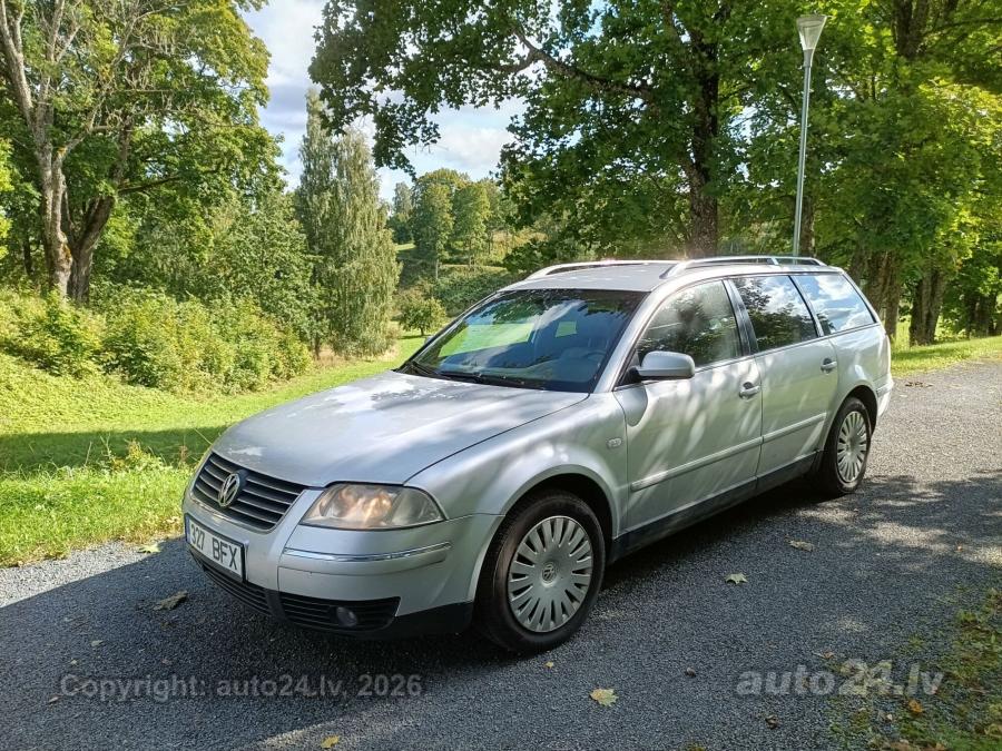 Grey Volkswagen Passat 2003 in Otepaa, with an engine capacity of 2.50 L and mileage of 300 thousand km for 1800 €, photo 7 on AUTOMOTO.COM.LV