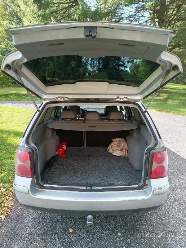 Grey Volkswagen Passat 2003 in Otepaa, with an engine capacity of 2.50 L and mileage of 300 thousand km for 1800 €, photo 8 on AUTOMOTO.COM.LV