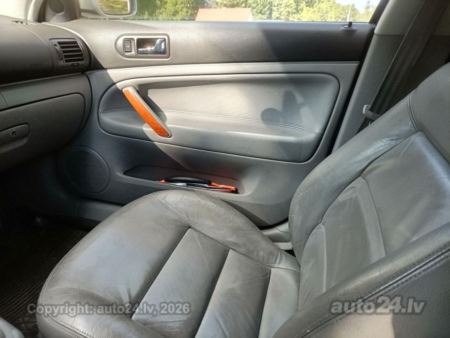 Grey Volkswagen Passat 2003 in Otepaa, with an engine capacity of 2.50 L and mileage of 300 thousand km for 1800 €, photo 10 on AUTOMOTO.COM.LV
