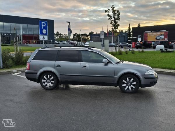 Grey Volkswagen Passat 2003 in Vilnius, with an engine capacity of 1.90 L and mileage of 285 thousand km for 1500 €, photo 9 on AUTOMOTO.COM.LV