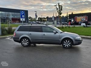 Grey Volkswagen Passat 2003 in Vilnius, with an engine capacity of 1.90 L and mileage of 285 thousand km for 1500 €, photo 9 on AUTOMOTO.COM.LV