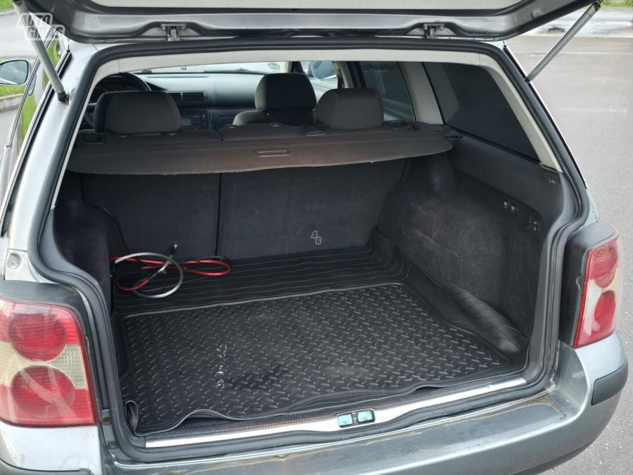 Grey Volkswagen Passat 2003 in Vilnius, with an engine capacity of 1.90 L and mileage of 285 thousand km for 1500 €, photo 15 on AUTOMOTO.COM.LV