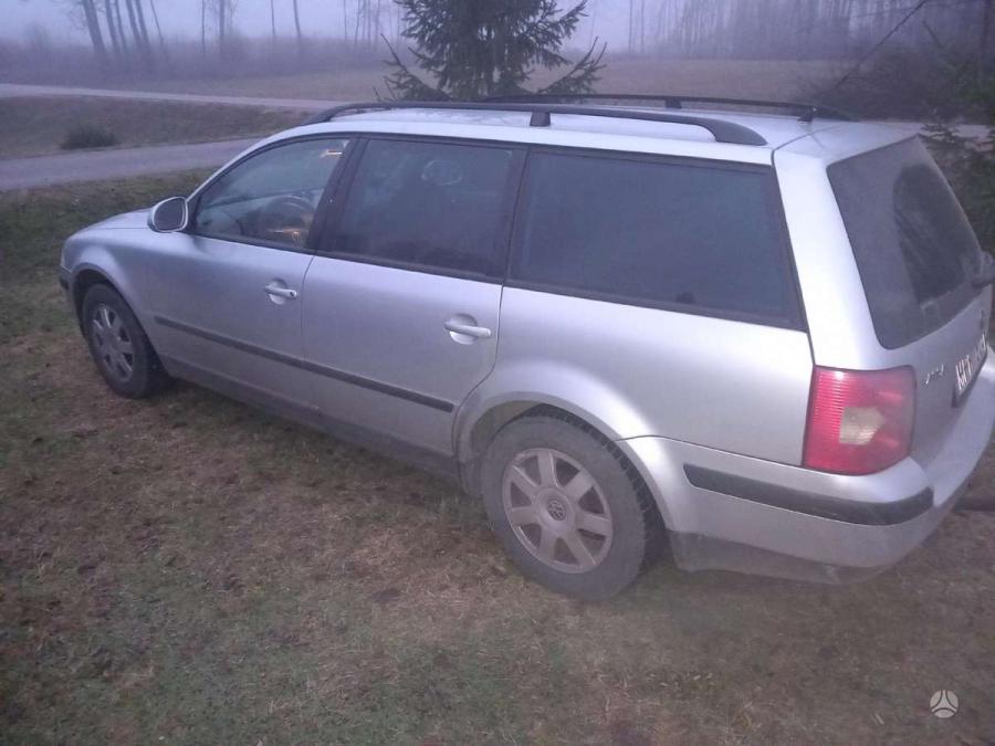 Pelēks Volkswagen Passat 2004 Alīta, ar dzinēja tilpumu 1.90 L un nobraukumu 320 tūkst. km par 1000 €, foto 5 vietnē AUTOMOTO.COM.LV
