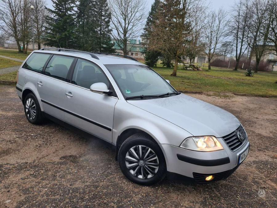 Grey Volkswagen Passat 2004 in Klaipeda, with an engine capacity of 1.90 L and mileage of 315 thousand km for 2450 €, photo 6 on AUTOMOTO.COM.LV