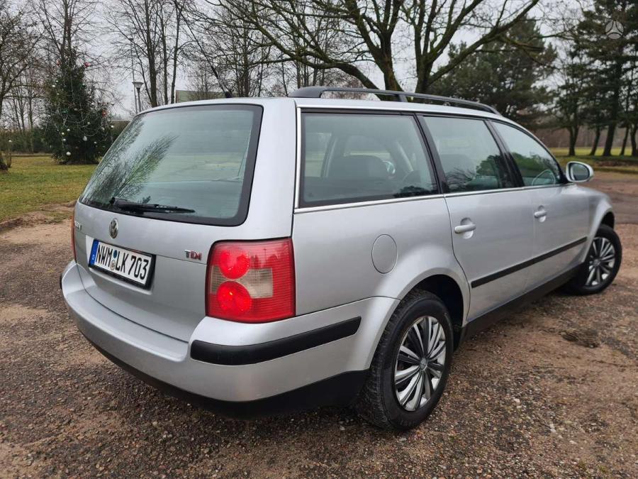 Grey Volkswagen Passat 2004 in Klaipeda, with an engine capacity of 1.90 L and mileage of 315 thousand km for 2450 €, photo 7 on AUTOMOTO.COM.LV