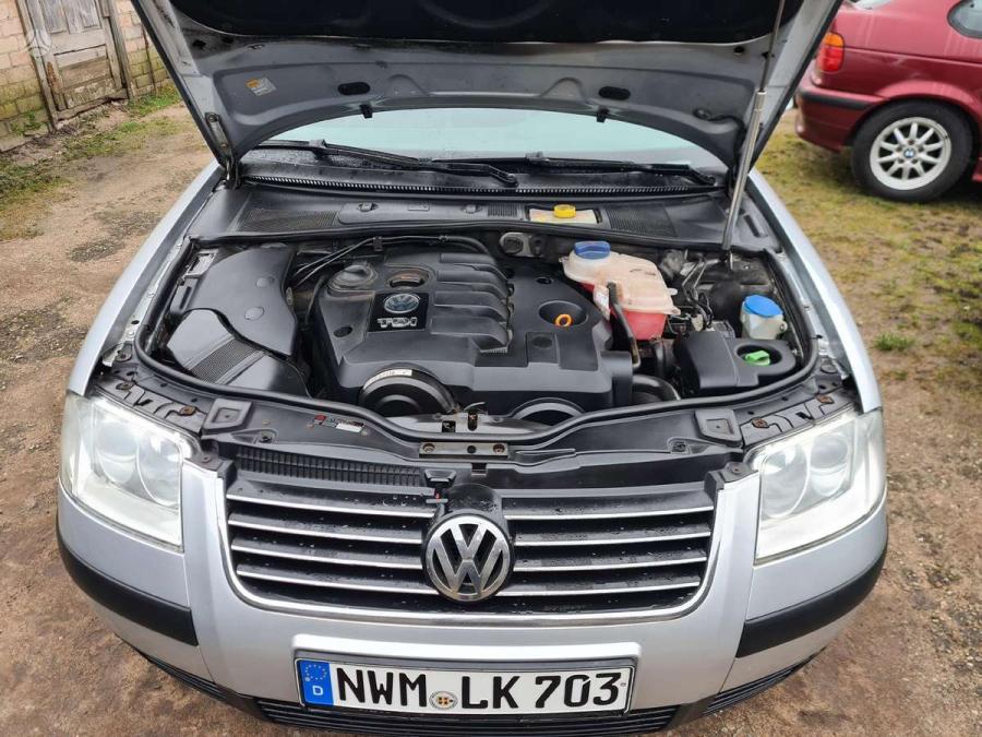 Grey Volkswagen Passat 2004 in Klaipeda, with an engine capacity of 1.90 L and mileage of 315 thousand km for 2450 €, photo 27 on AUTOMOTO.COM.LV