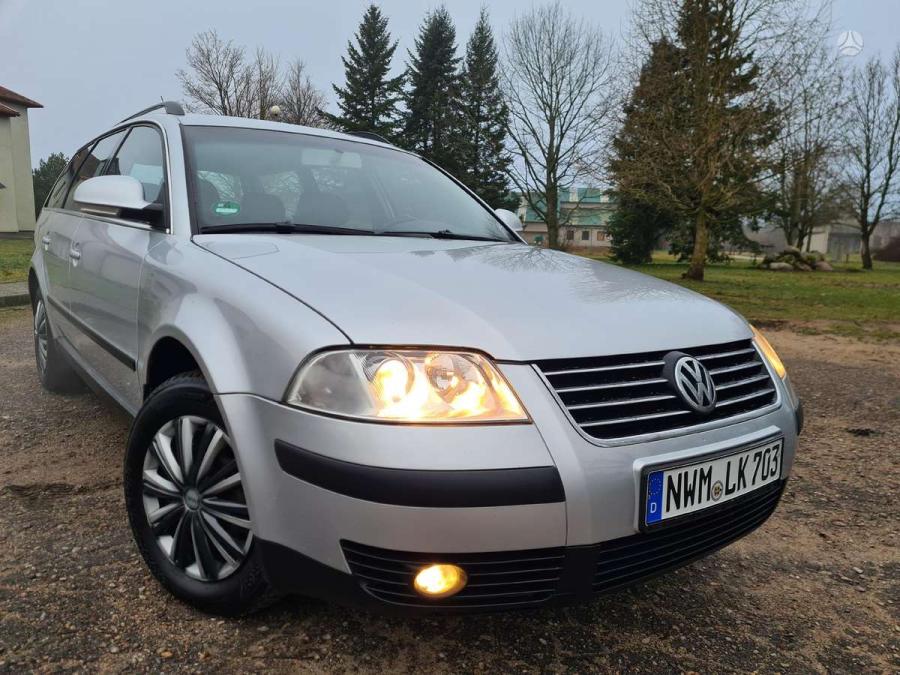 Grey Volkswagen Passat 2004 in Klaipeda, with an engine capacity of 1.90 L and mileage of 315 thousand km for 2450 €, photo 38 on AUTOMOTO.COM.LV