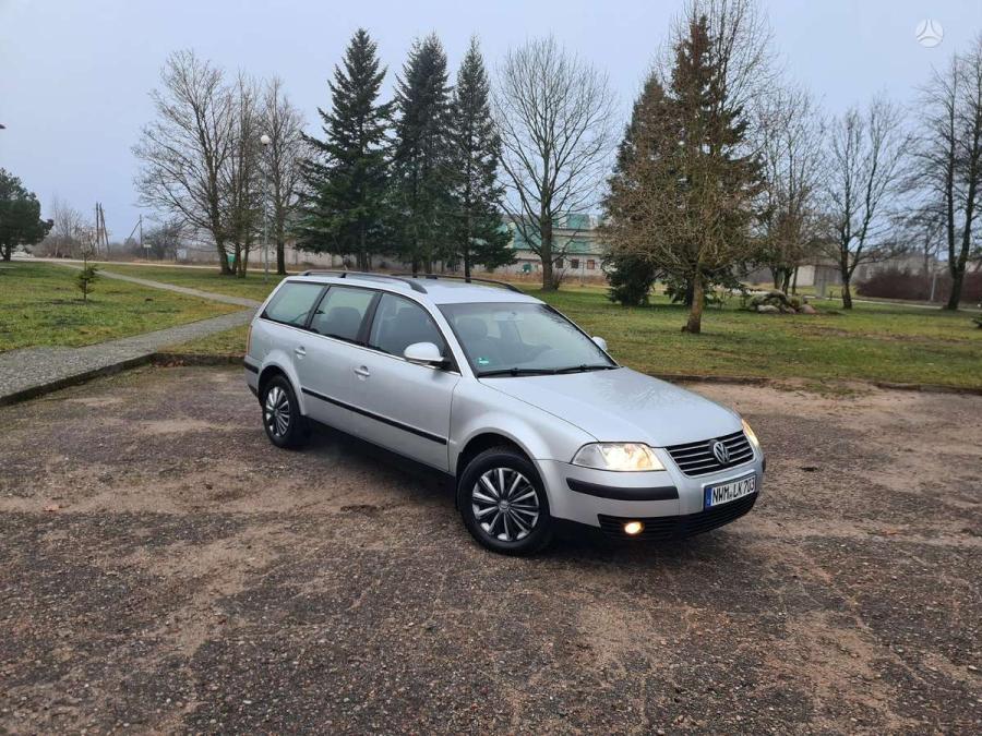 Grey Volkswagen Passat 2004 in Klaipeda, with an engine capacity of 1.90 L and mileage of 315 thousand km for 2450 €, photo 40 on AUTOMOTO.COM.LV