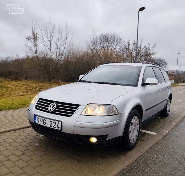 Pelēks Volkswagen Passat 2004 Viļņa, ar dzinēja tilpumu 1.90 L un nobraukumu 340 tūkst. km par 1500 €, foto 2 vietnē AUTOMOTO.COM.LV